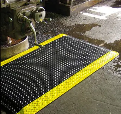 Diamond Plate Anti-Fatigue Mat with Durable PVC Skin
