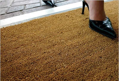 Wide selection of matting options for recessed wells